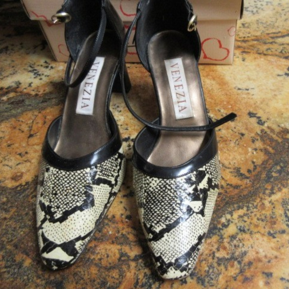 Venezia | Shoes | Venezia Faux Snake Skin High Heel Shoes 75m | Poshmark